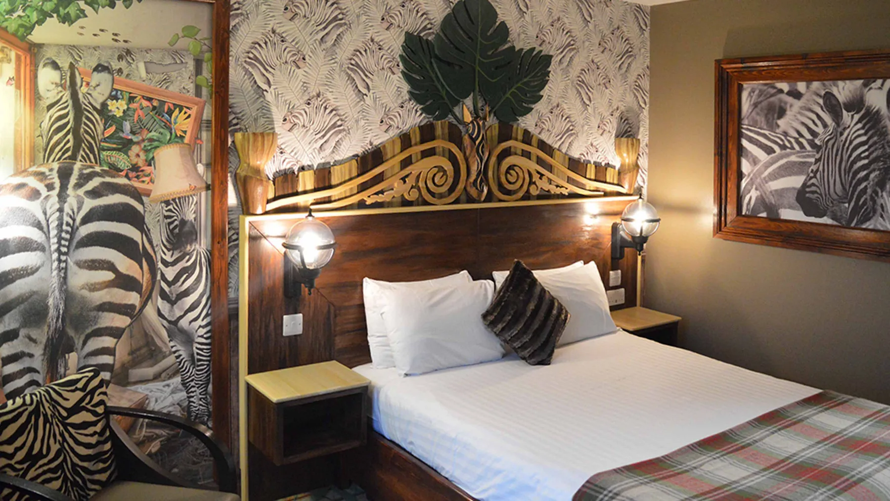 Zebra room in the Azteca & Safari Hotel