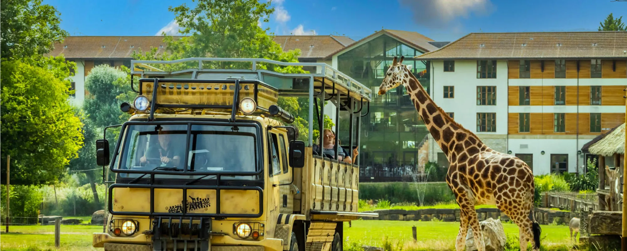 Chessington World of Adventures Resort: UK Theme Park & Zoo