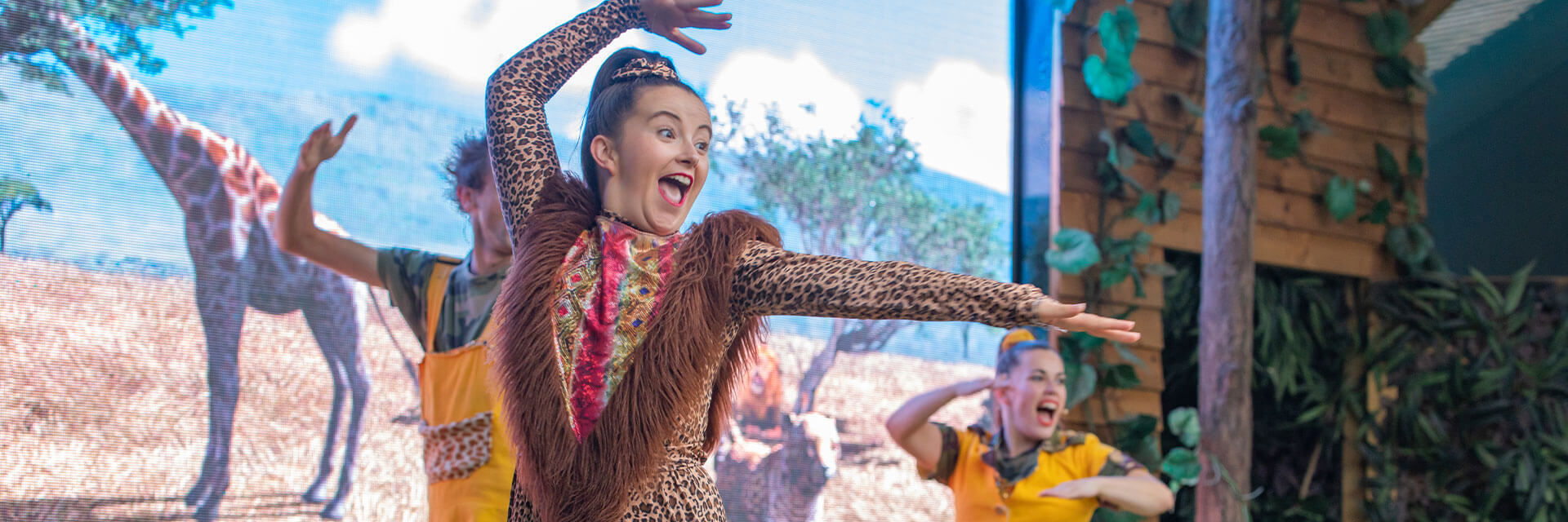 Daily Show Times for Chessington World of Adventures & Zoo